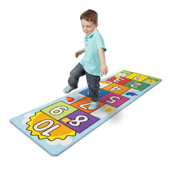 Lci-19402 hop & count hopscotch rug